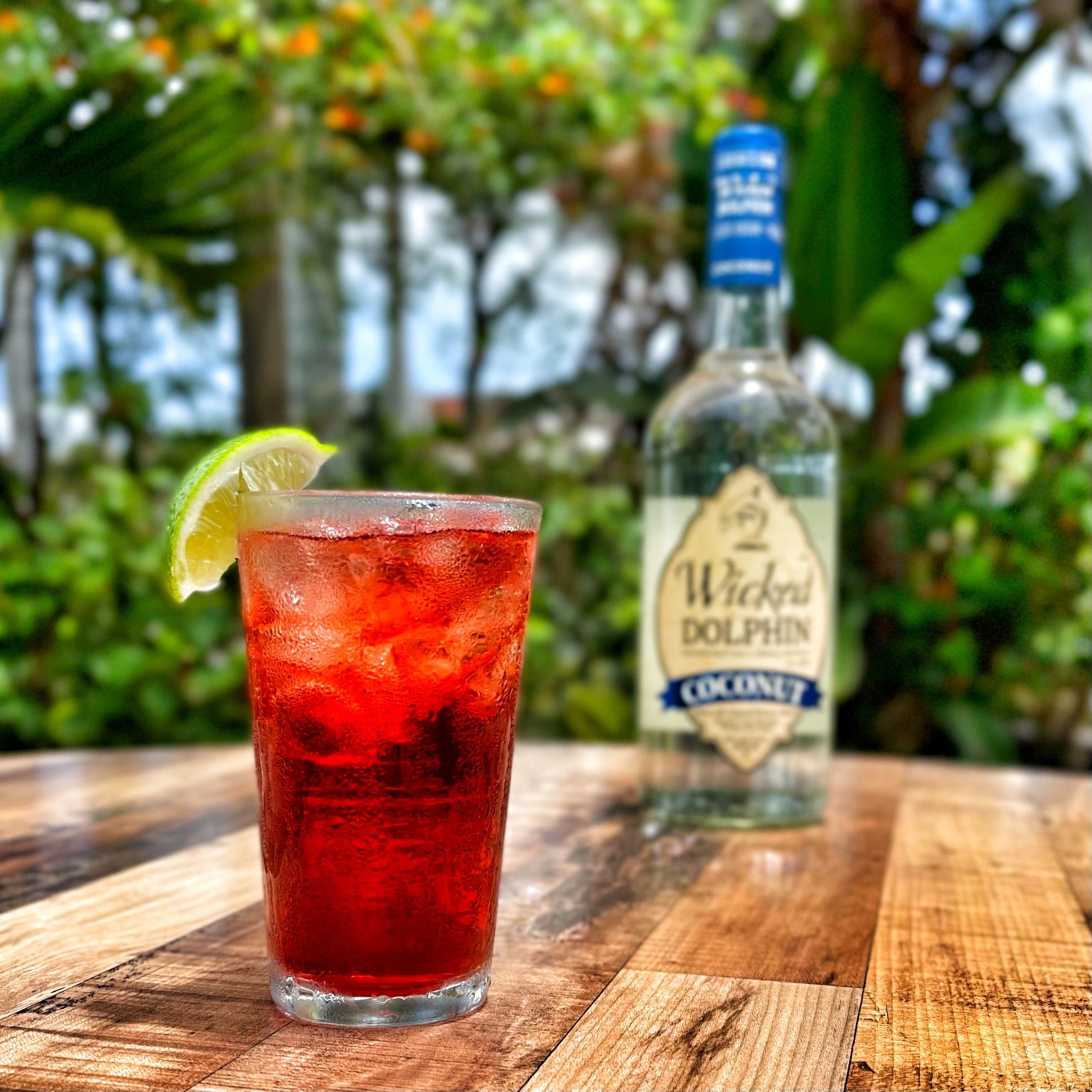 THE RED TIDE - Wicked Dolphin Rum