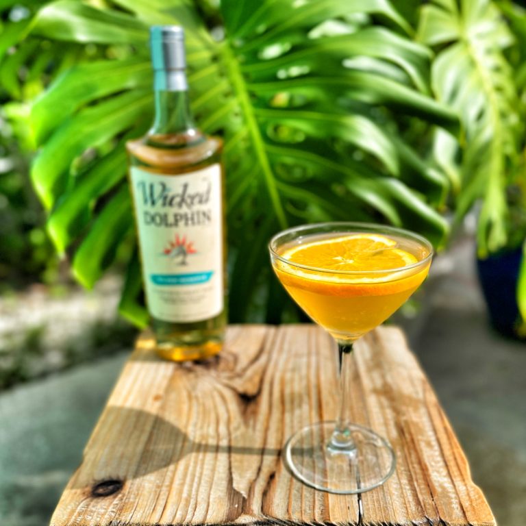 SIDE FIN - Wicked Dolphin Rum